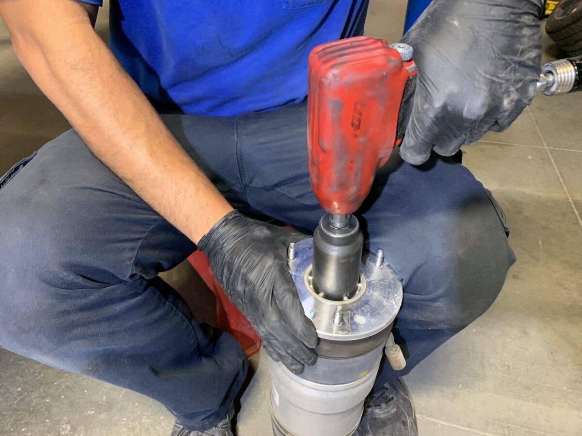 MODEL S - PLUG-N-PLAY HIGH-PERFORMANCE SHOCKS FOR AIR SUSPENSION ...